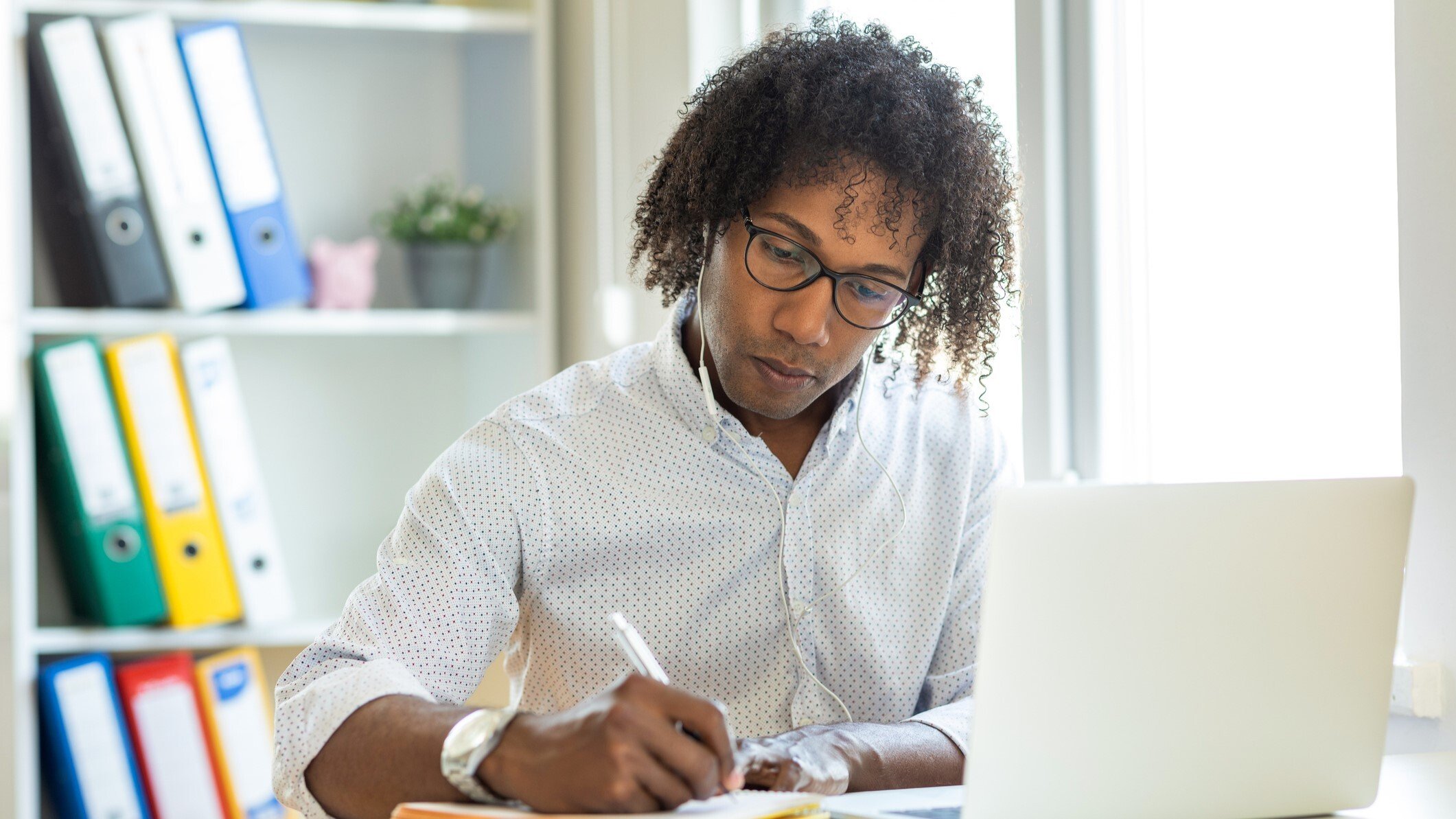 The Difference Between Language Translation and Interpretation Services